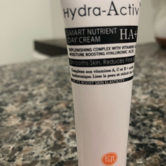 Figs and Rouge | Skincare | Hydraactiv Smart Nutrient Day Cream | Poshmark